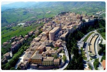 Camerino: Guida ed Informazioni per visitare Camerino