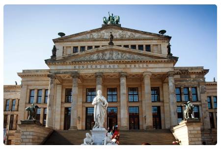 Berlin: Guide and information to visit Berlin